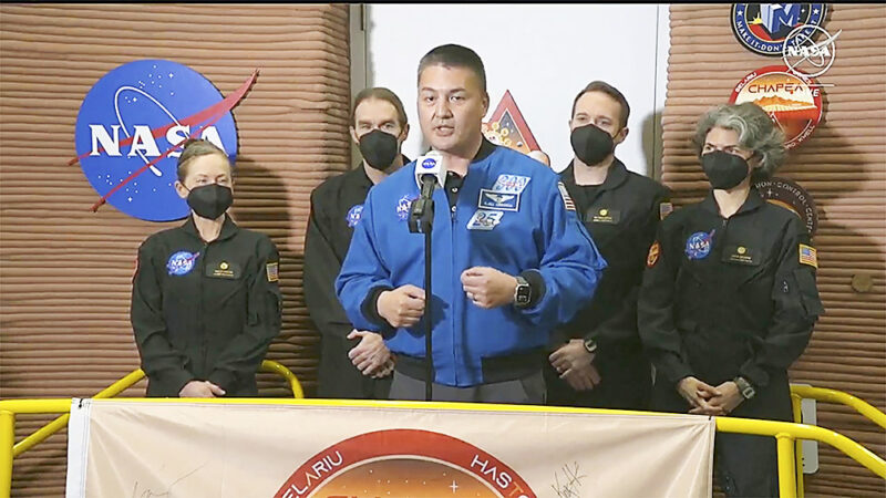 NASA’s Mars simulator crew emerges after year | News, Sports, Jobs ...